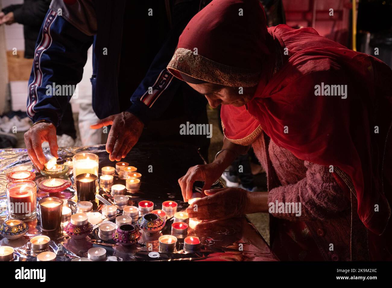 Sikhs celebrate festival of Diwali,victory of light over darkness ...