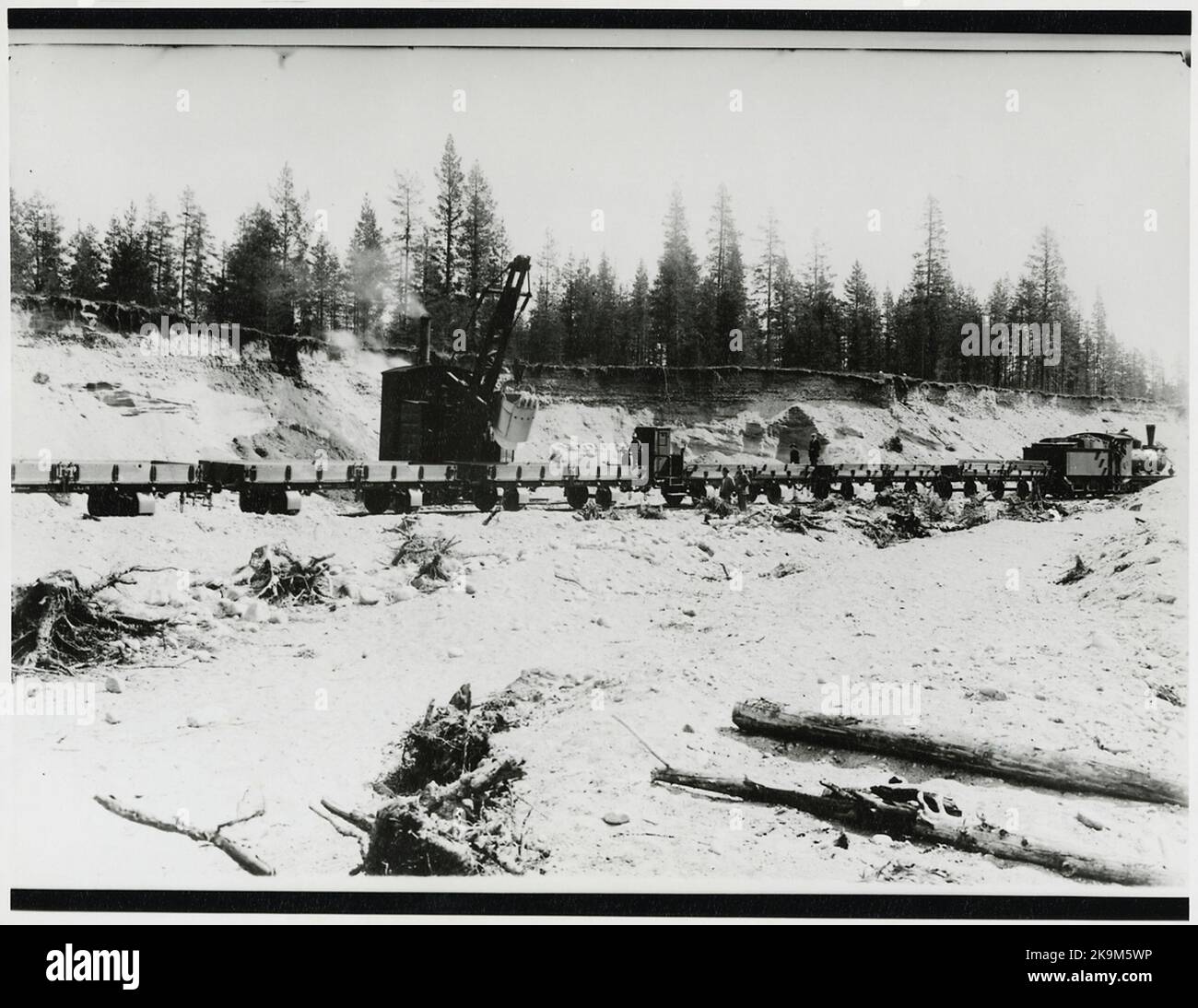 At a gravel pit after the Fulla (Fulu River). Limedsforsen Särna ...
