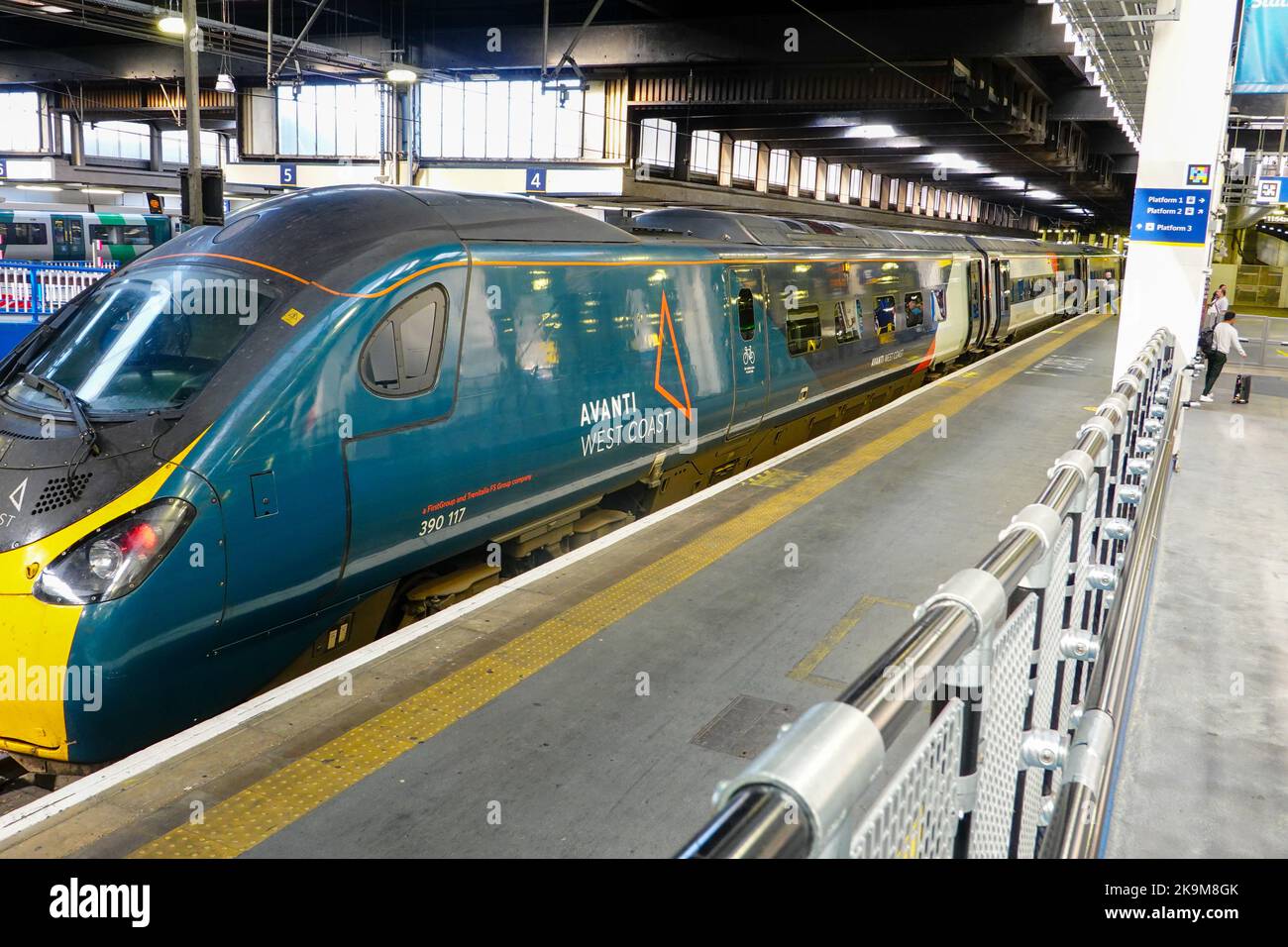 Avanti West Coast train at Euston Station platform, with people ...