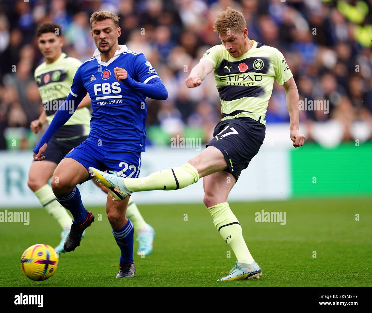 Manchester City's Kevin De Bruyne shoots during the Premier League ...