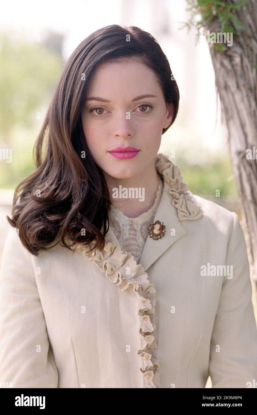 Charmed 1998 hi-res stock photography and images - Alamy