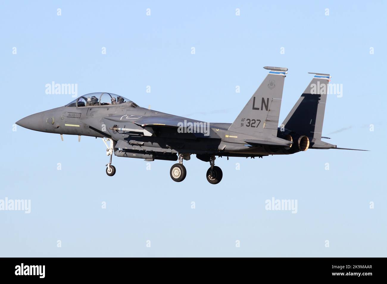 F-15E Eagle from the 48th Fighter Wing landing at RAF Lakenheath ...