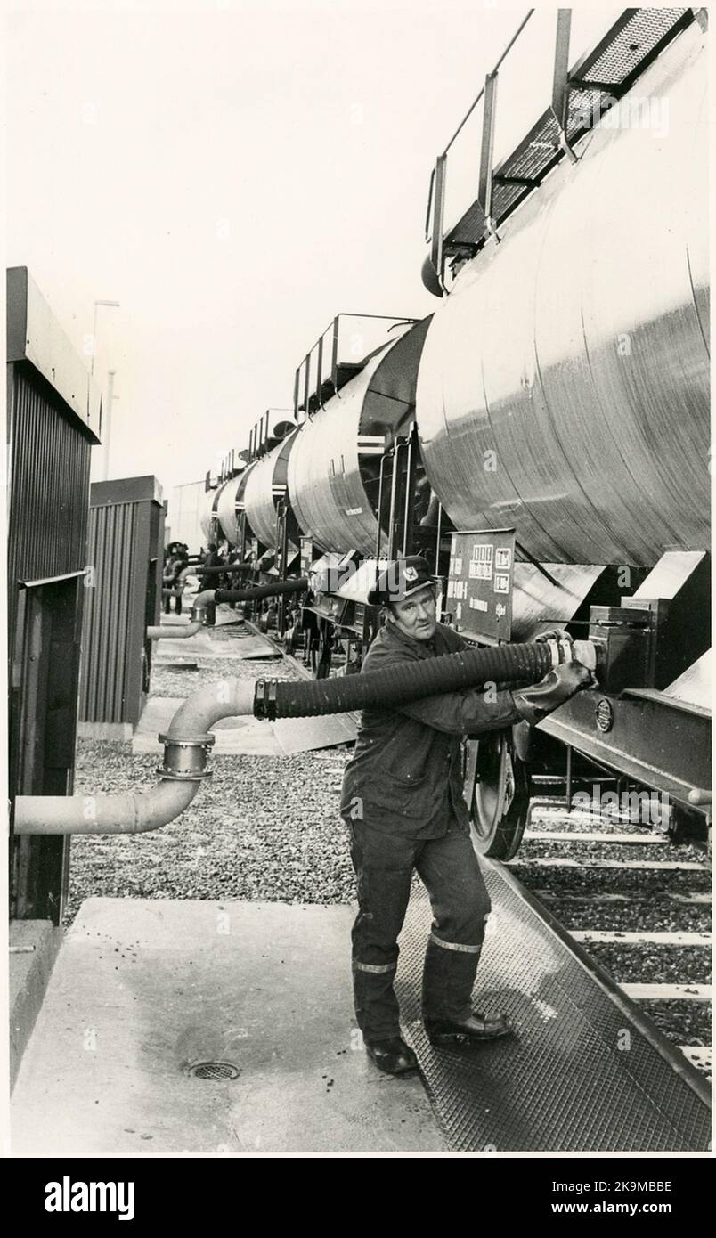 Loading of freight wagon Stock Photo - Alamy