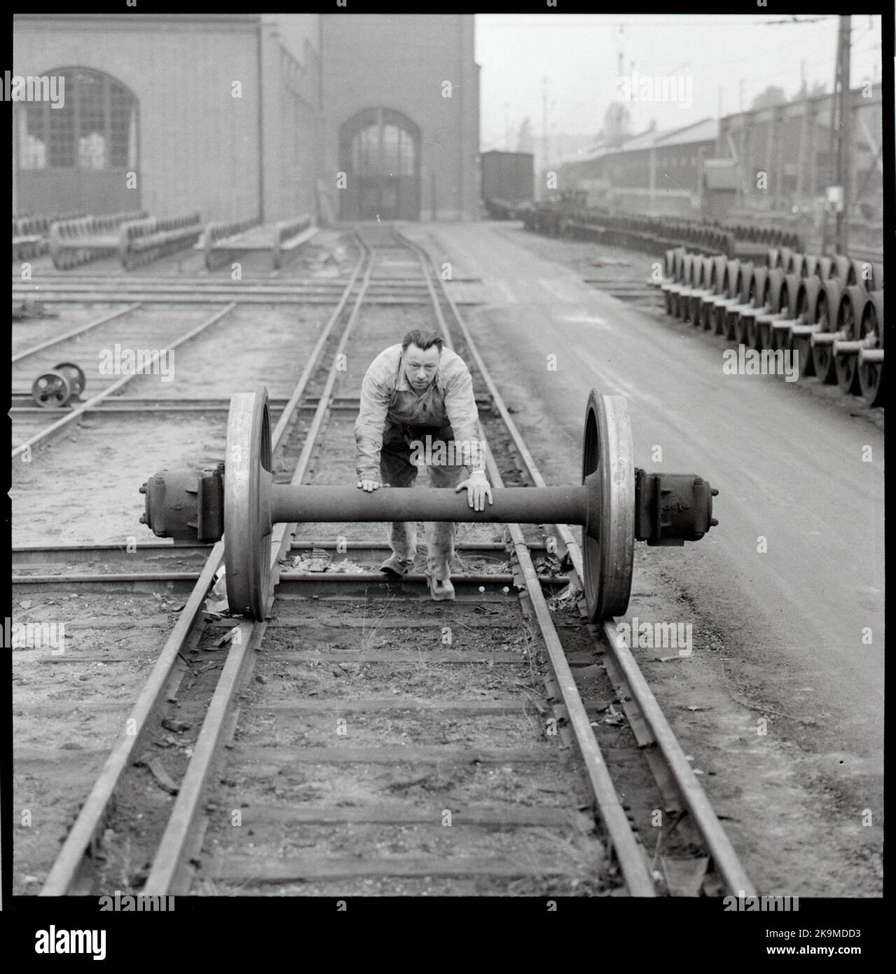 Moving wagon wheel Stock Photo - Alamy