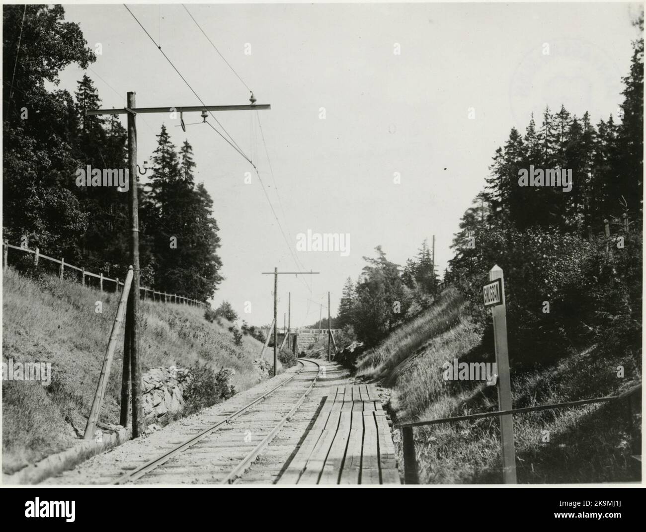 Electric test route at the shade on the Tomteboda-Value line, State ...