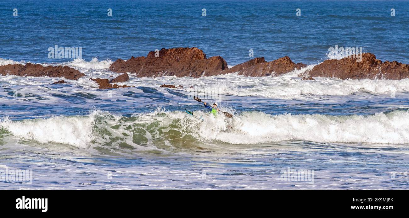 Rowing surfing hi-res stock photography and images - Alamy