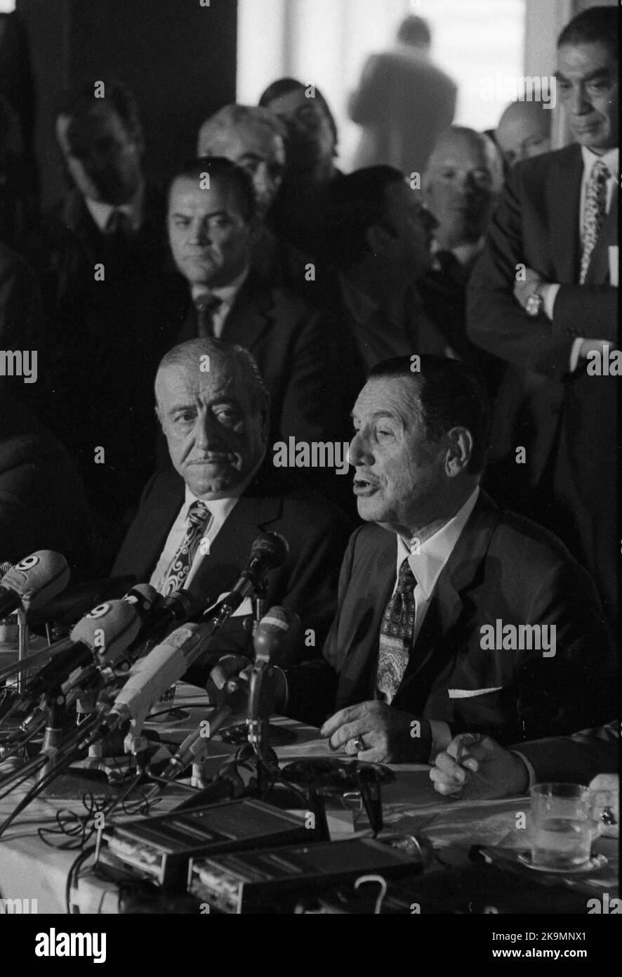 General perón 1973 hi-res stock photography and images - Alamy