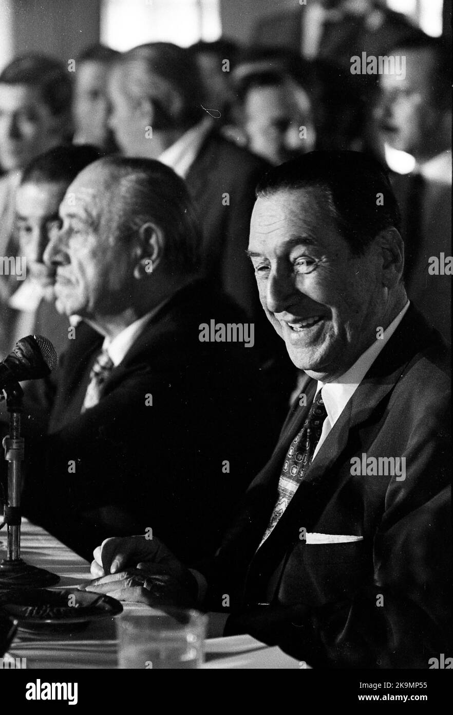 General perón 1973 hi-res stock photography and images - Alamy