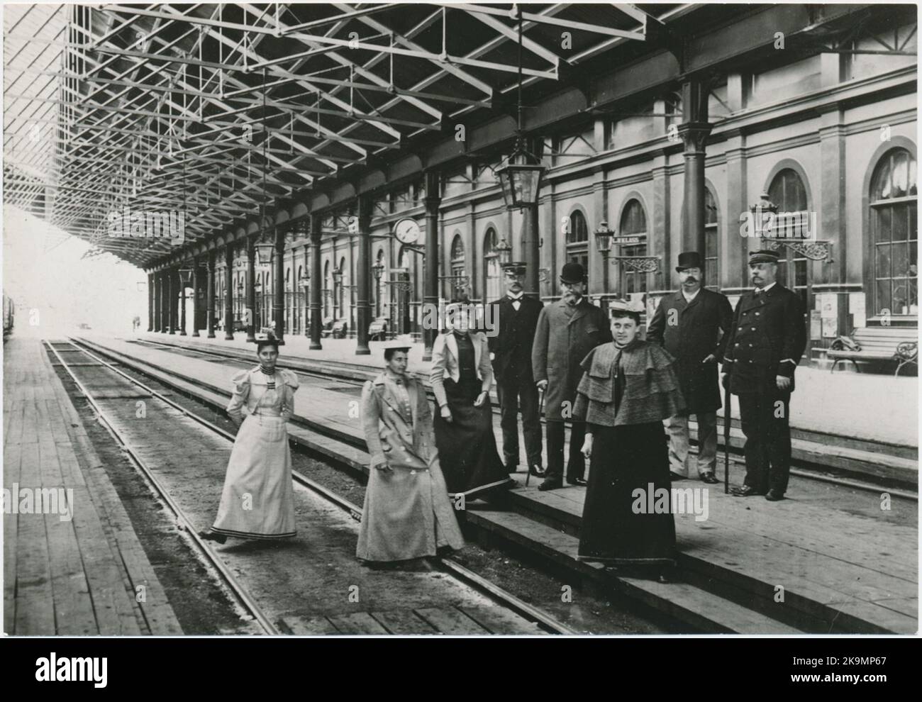 The track hall at Stockholm Central Station about 1894 Stock Photo - Alamy