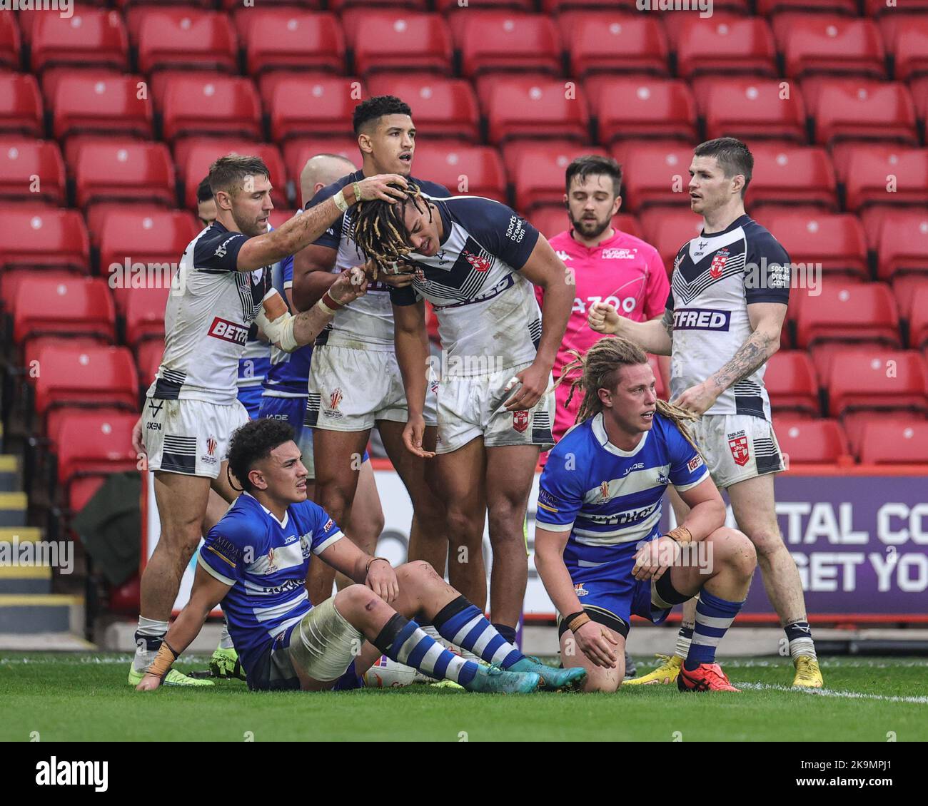 Dom young rugby england hi-res stock photography and images - Alamy
