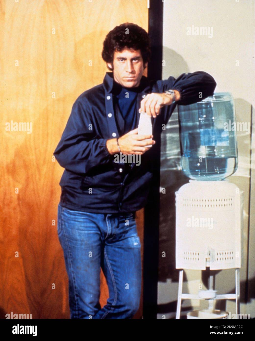 PAUL MICHAEL GLASER in STARSKY AND HUTCH (1975), directed by DON WEIS ...