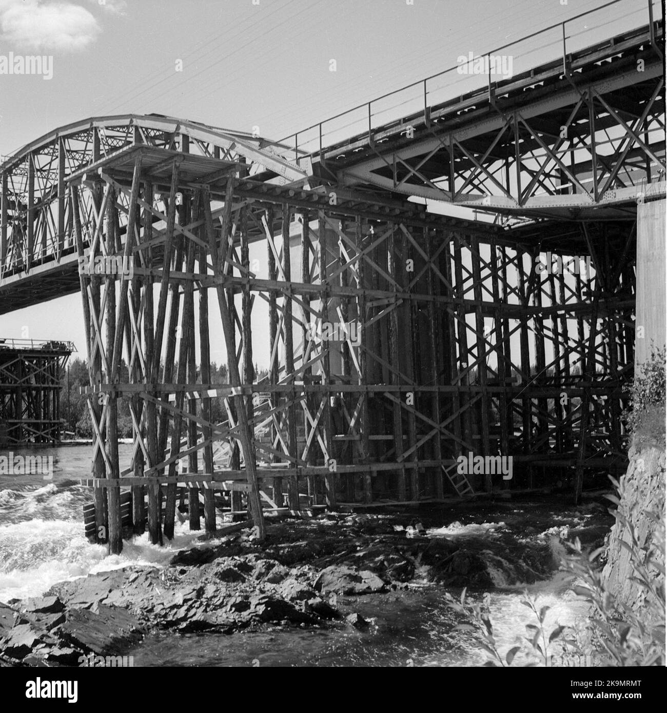 Bridge work at Skellefteå River, Kusfors. The railway bridge was built ...