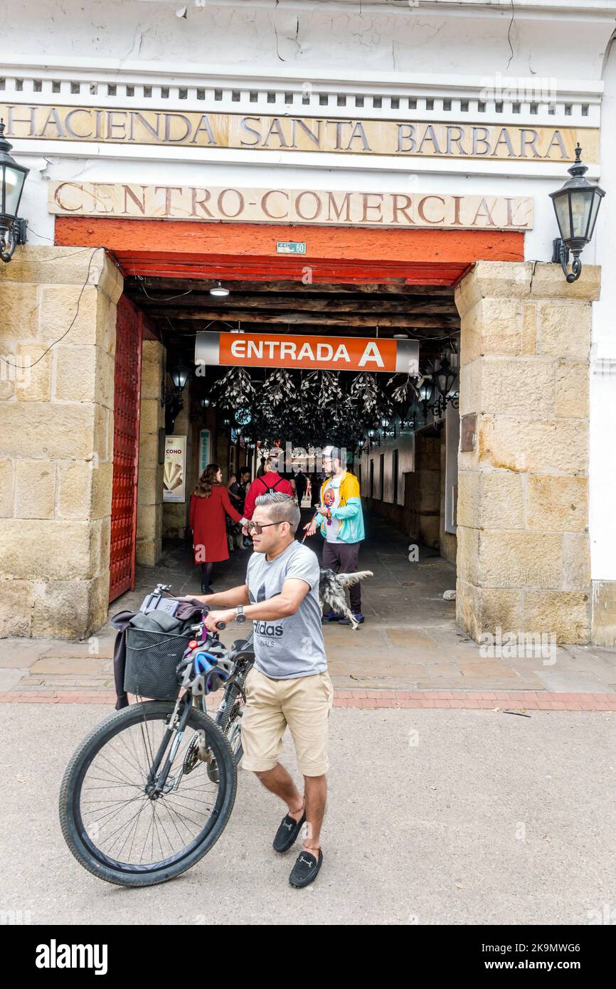 Mercado de pulgas exterior hi-res stock photography and images - Alamy