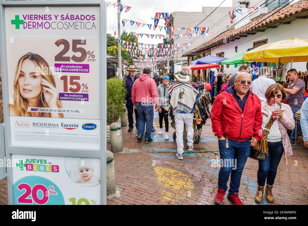 Bogota Colombia,Usaquen Carrera 6a Mercado de Las Pulgas en Usaquen ...