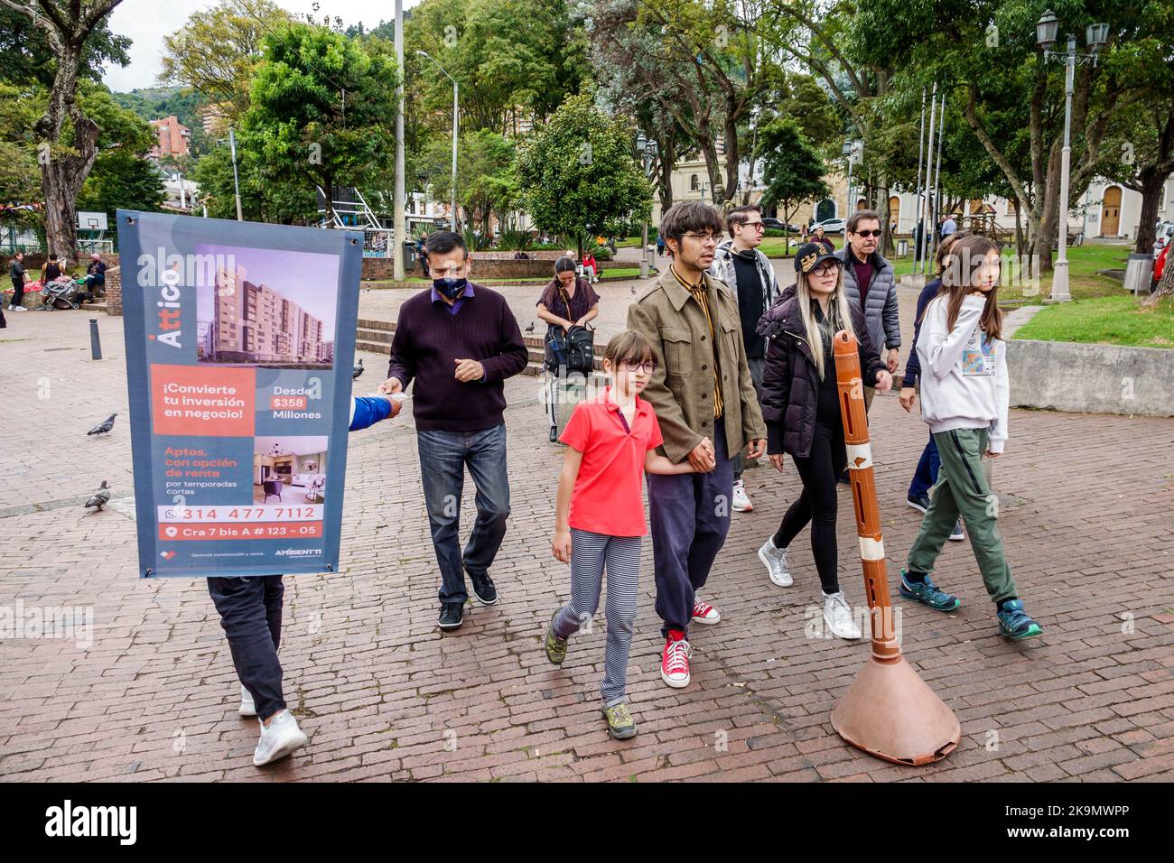 Bogota Colombia,Usaquen Carrera 6a Mercado de Las Pulgas en Usaquen ...