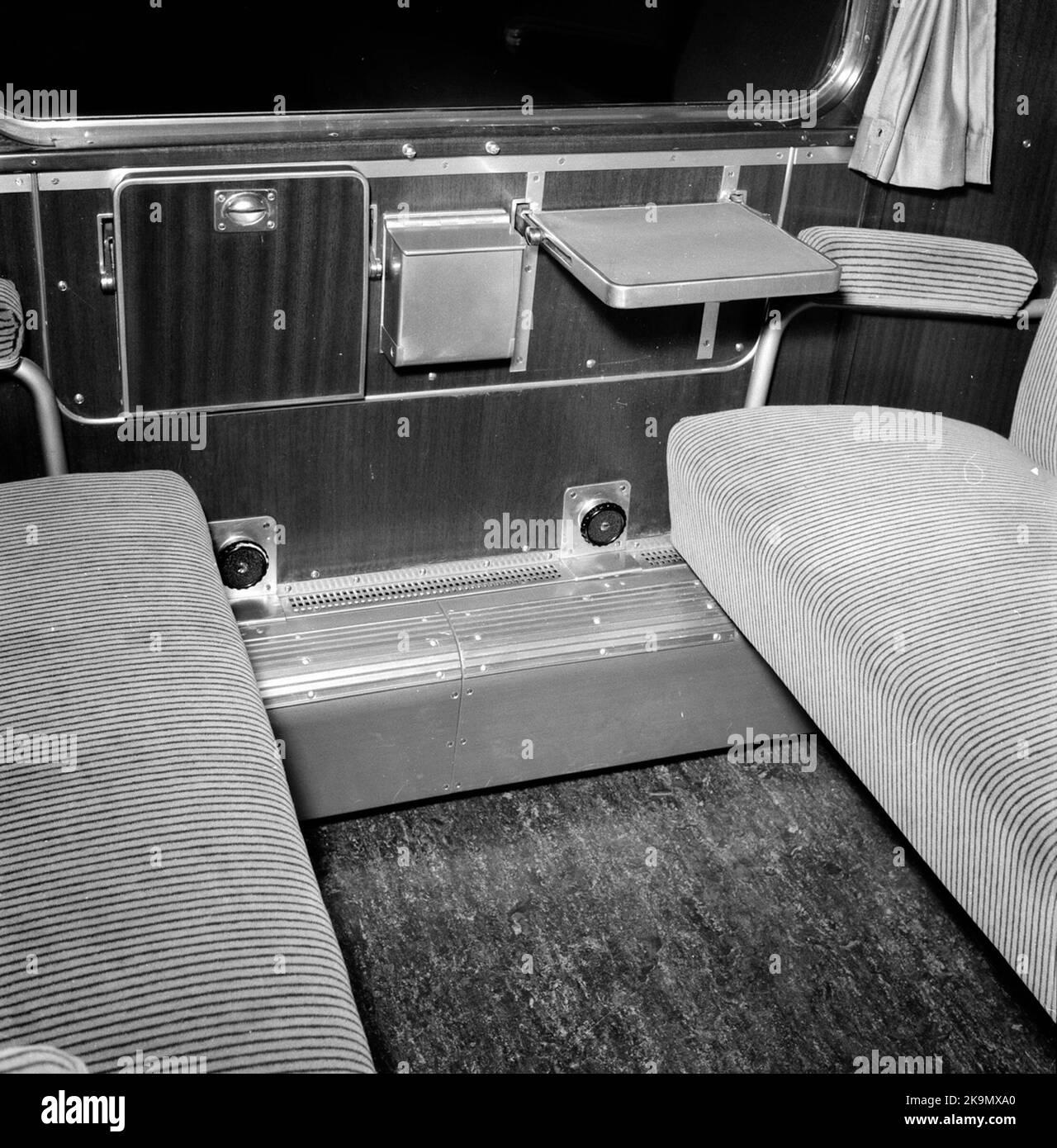 State Railways, SJ AB024-Car, I and II Class Cups Stock Photo - Alamy