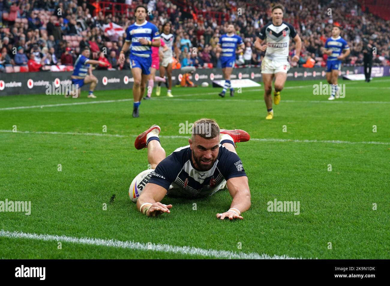 England's Mike McMeeken scores their side's seventeenth try of the game ...