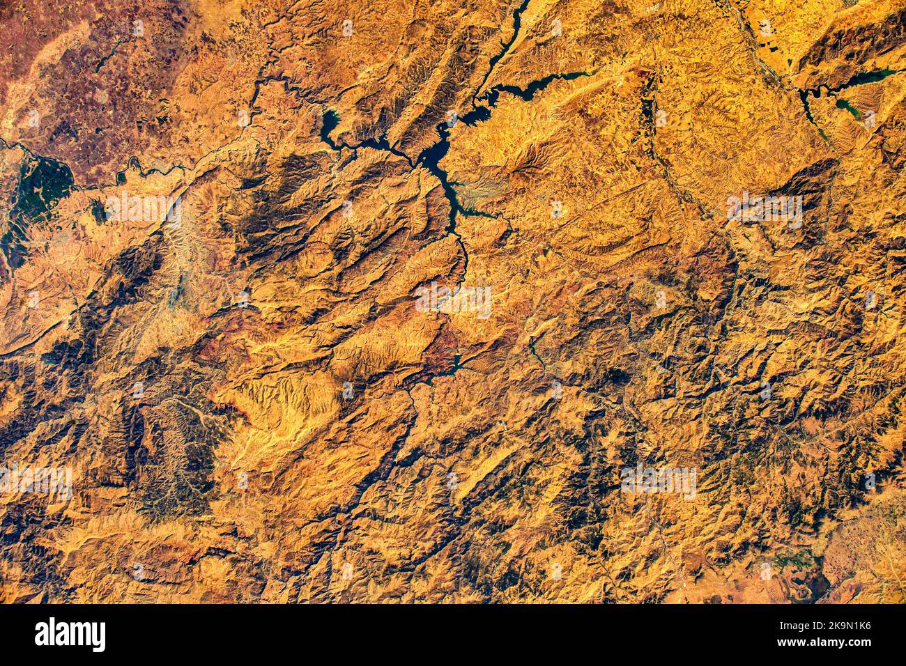 Middle east terrain hi-res stock photography and images - Alamy