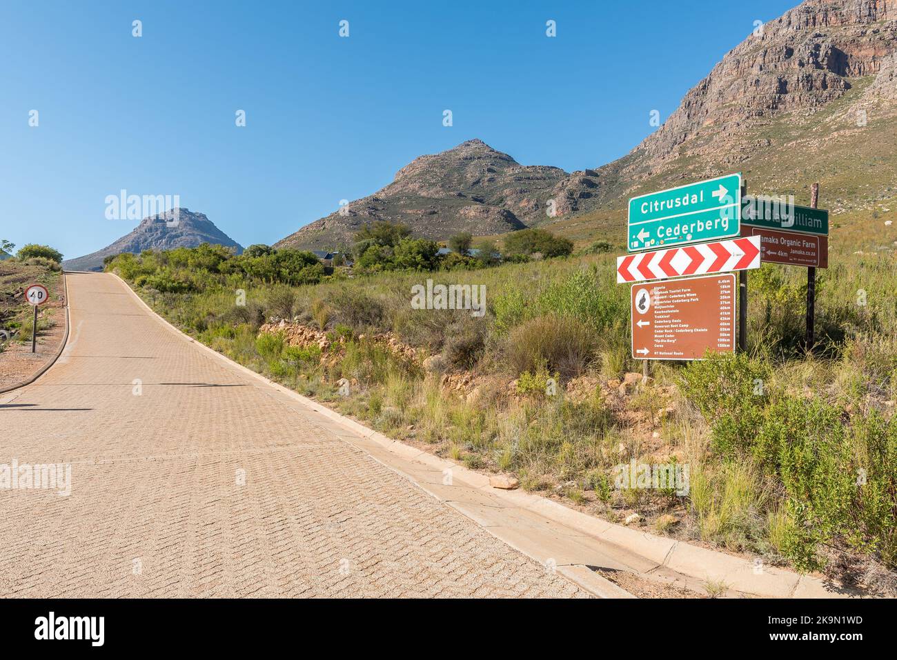 ALGERIA, SOUTH AFRICA - SEP 9, 2022: Directional and distance signs at ...