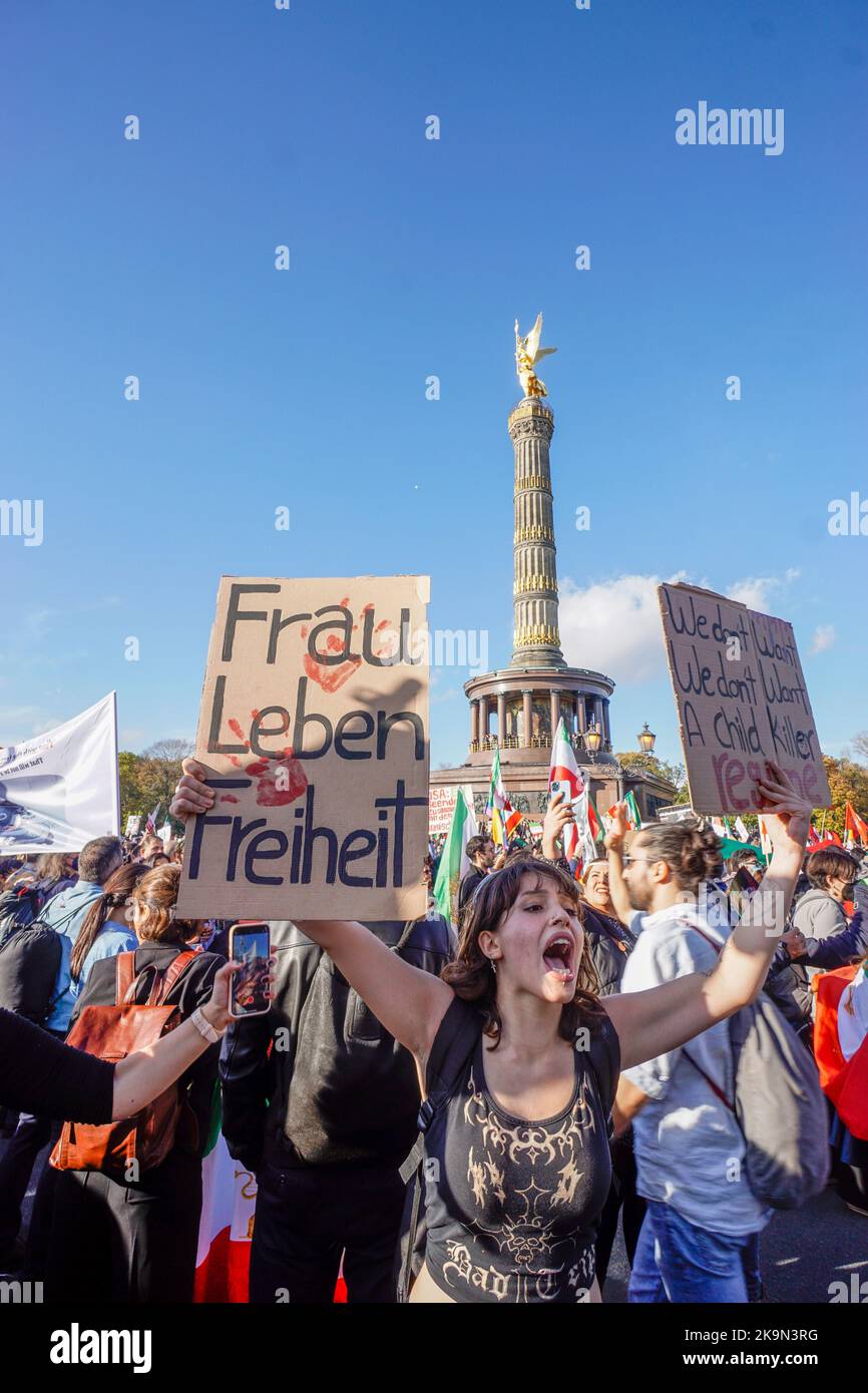 Masha amini hi-res stock photography and images - Alamy