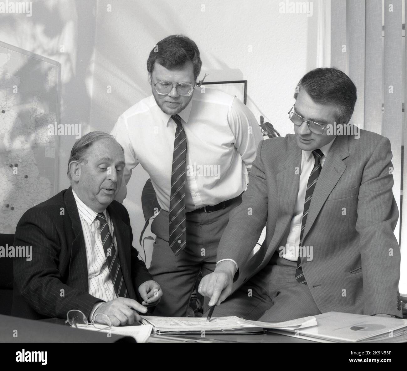 1980s business meeting hi-res stock photography and images - Alamy