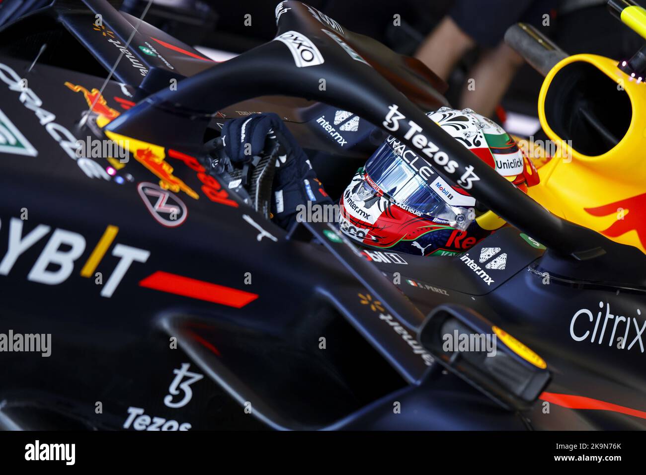 11 PEREZ Sergio (mex), Red Bull Racing RB18, action during the Formula ...