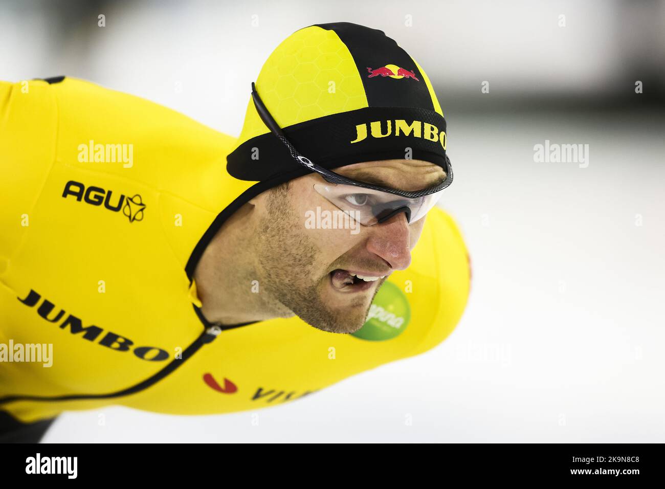 2022-10-29 17:27:23 HeereNVEEN - Thomas Krol in action on the 1500 ...