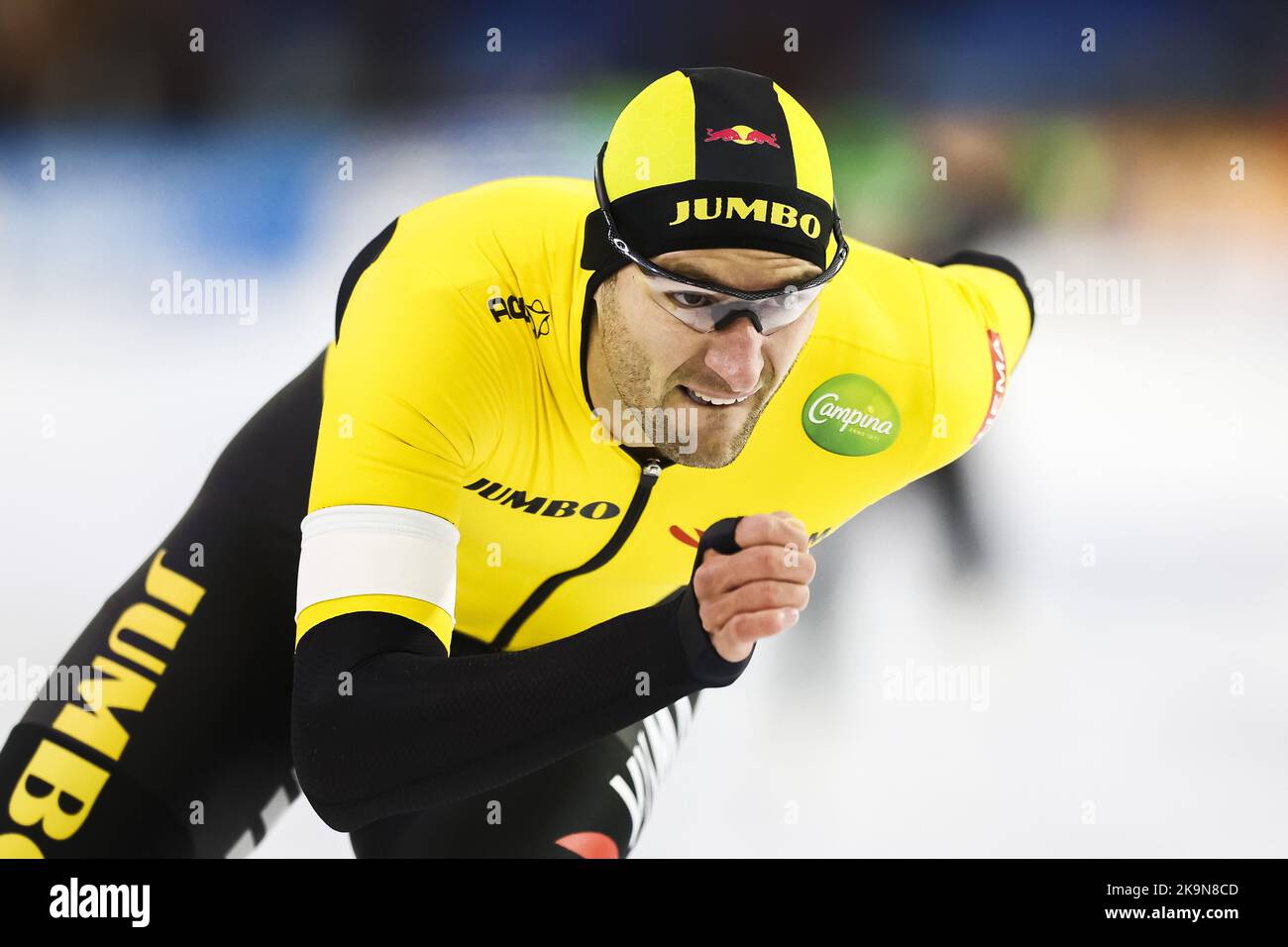 2022-10-29 17:27:23 HeereNVEEN - Thomas Krol in action on the 1500 ...