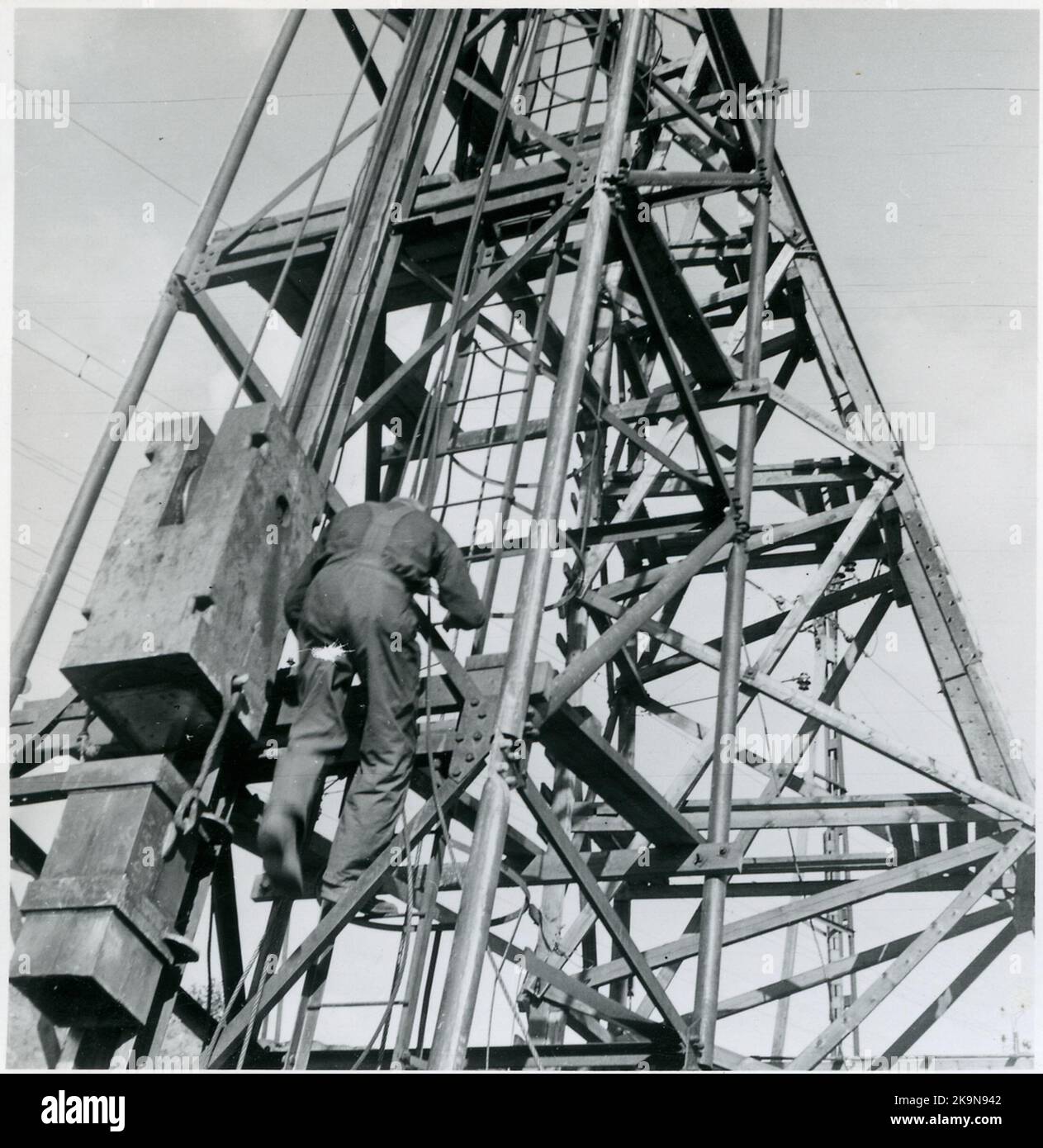 The pile crane on the road port building in Skövde is lubricated with ...