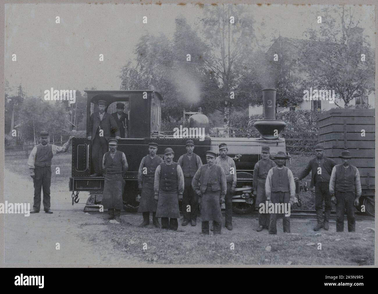 Born station with staff. Byvalla Långshyttan Railway, Blj Lok 2 ...