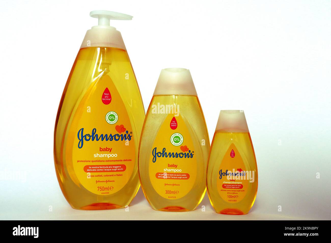 Johnson's baby Shampoo no more tears Stock Photo - Alamy
