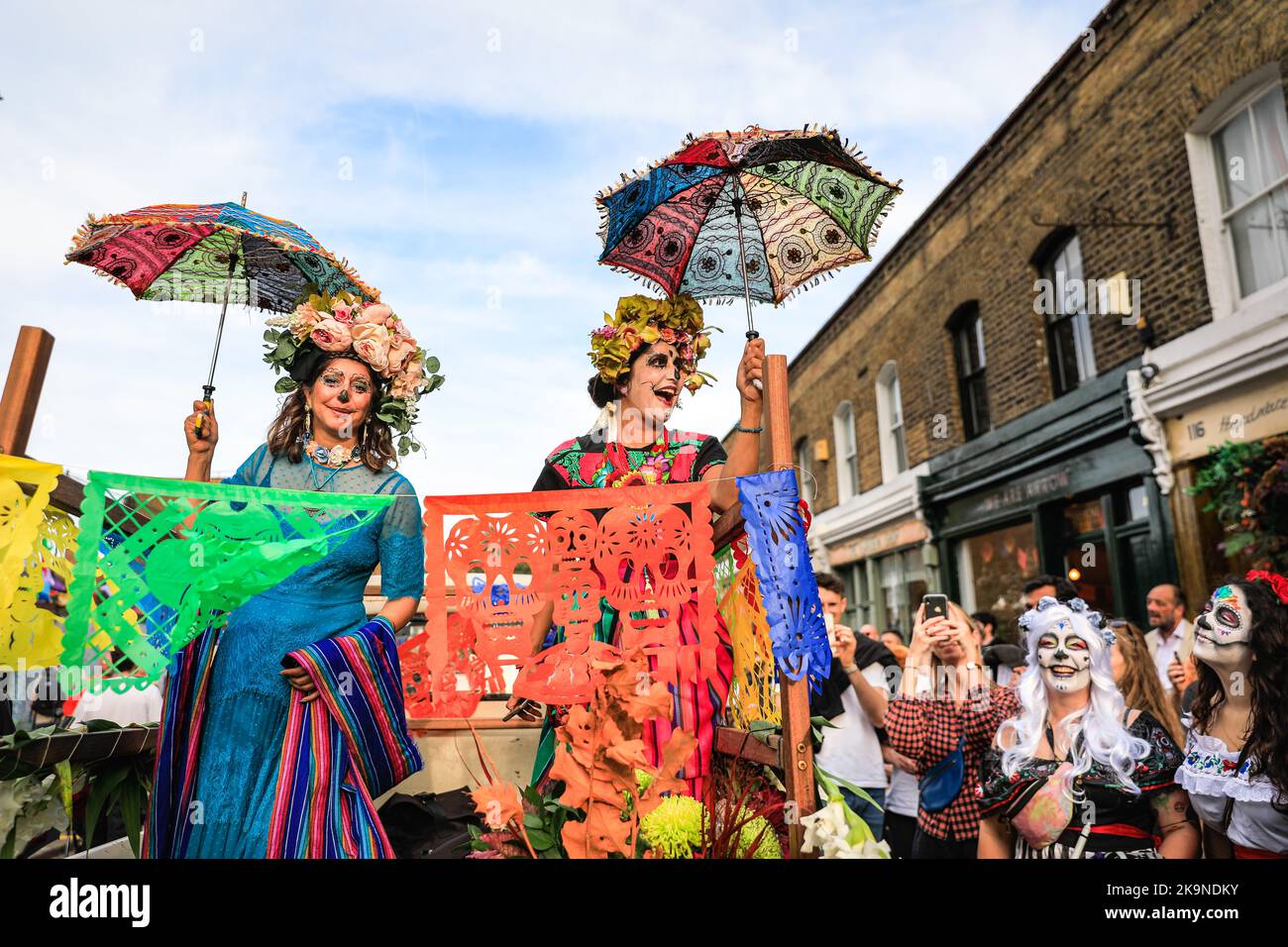 Dia de colombia hi-res stock photography and images - Alamy