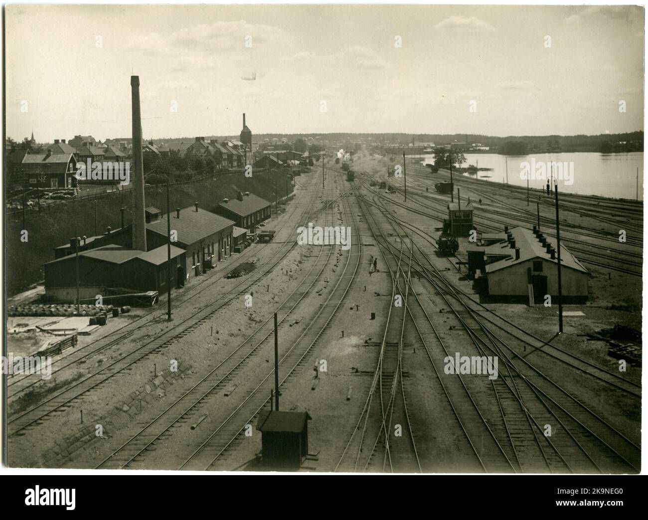 The northern part of the yard with the gas plant and the crew house ...