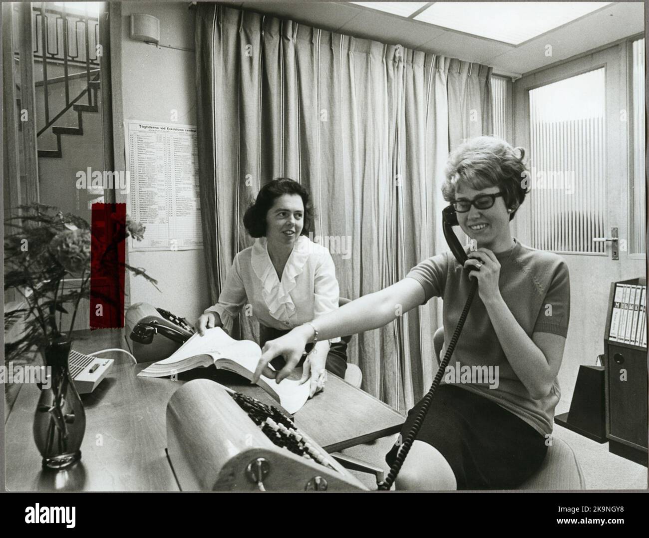 Anne-Charlotte Claesson and Anna-May Andersson are exchange telephones ...