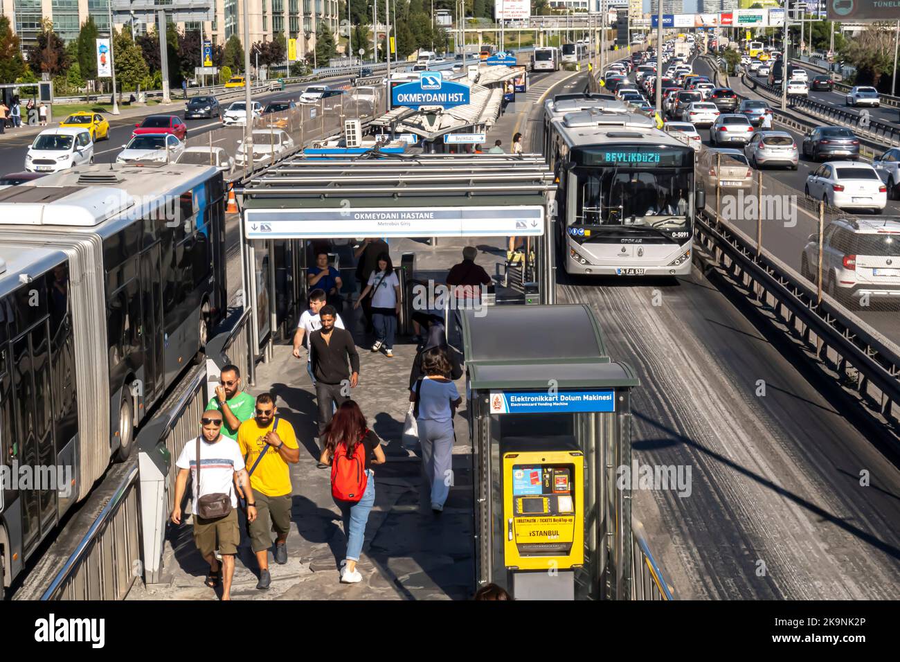 Istanbul public transportation. Metrobus Okmeidani high-speed bus stop ...