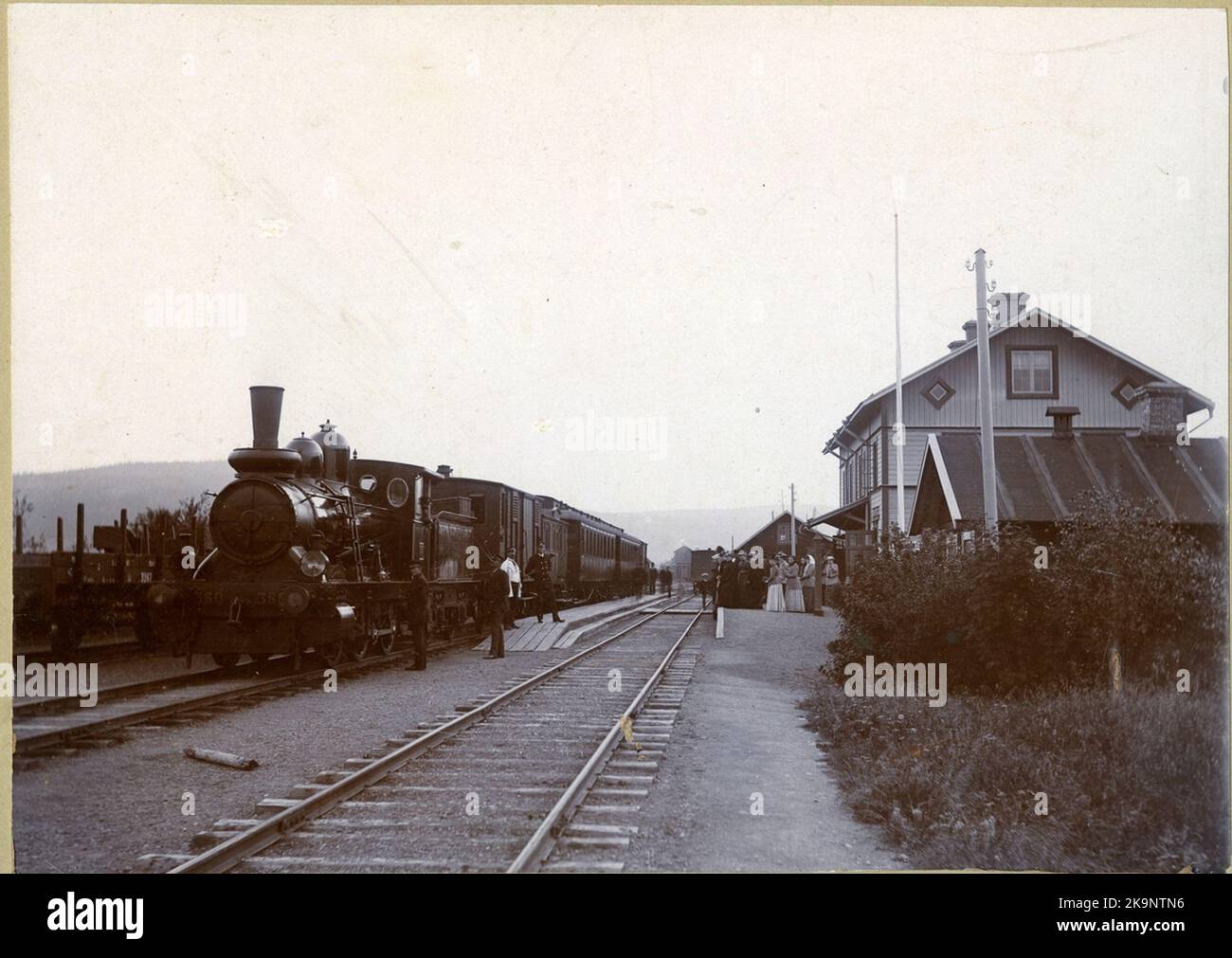 Two storey train hi-res stock photography and images - Alamy