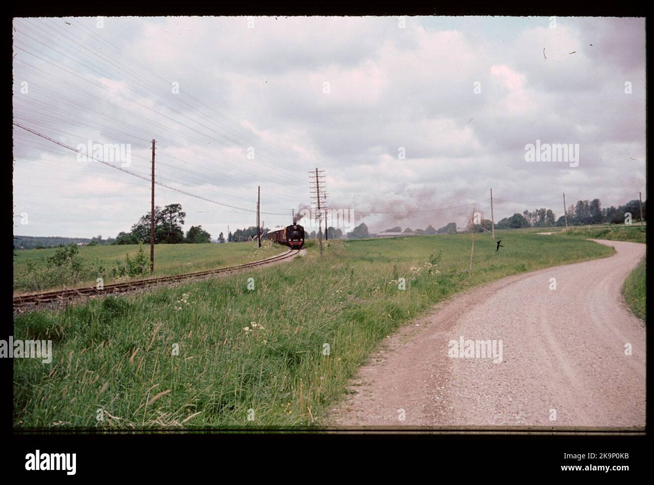 Run parallel hi-res stock photography and images - Alamy