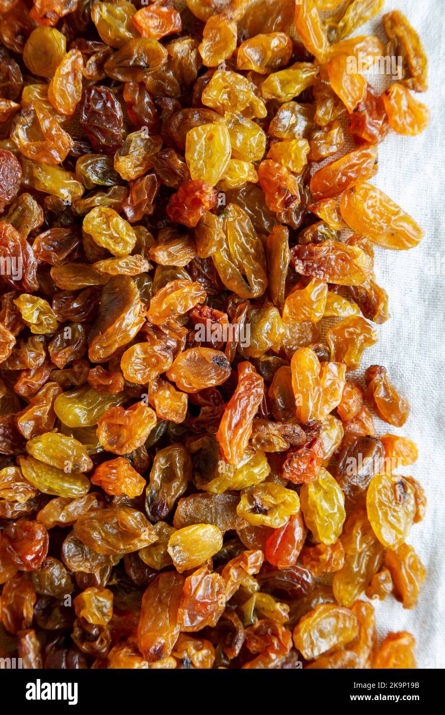 Organic Dried Raisins, top view. Flat lay, overhead Stock Photo - Alamy