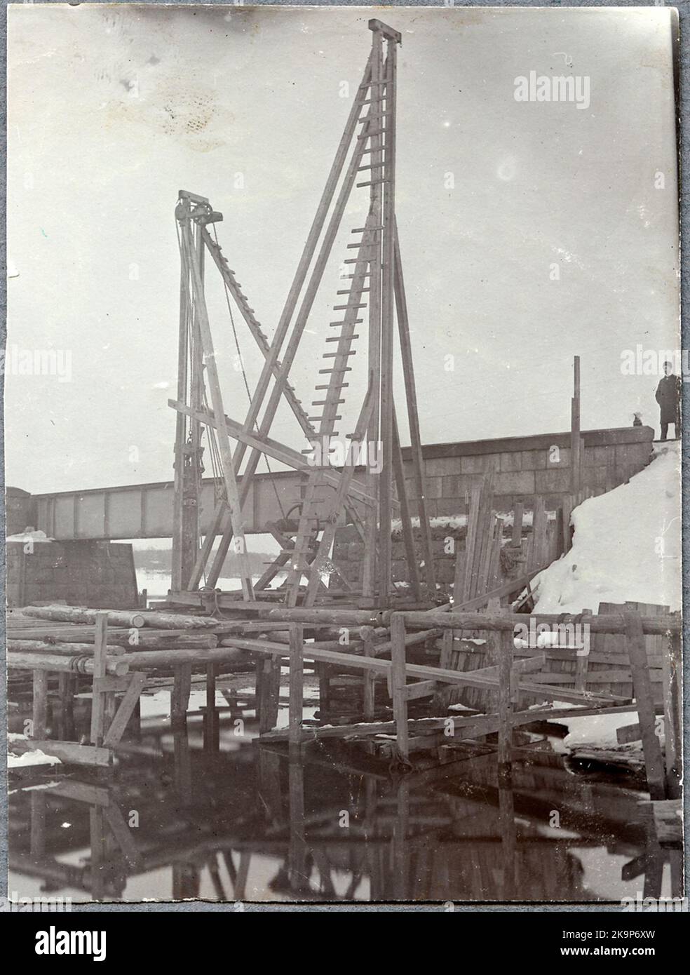 Piling for bridge Stock Photo - Alamy