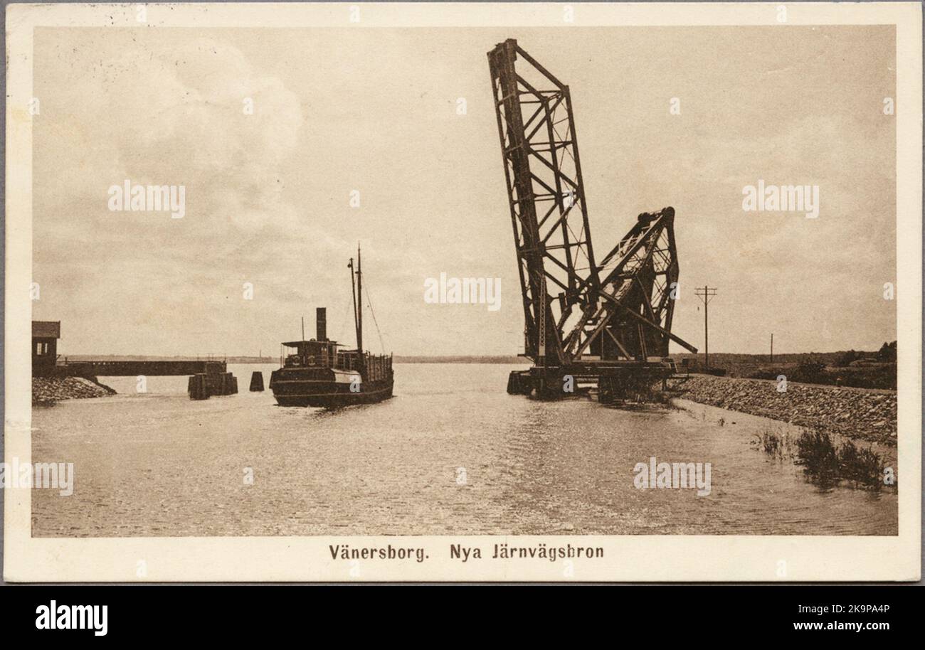 Openable railway bridge in Vänersborg Stock Photo - Alamy