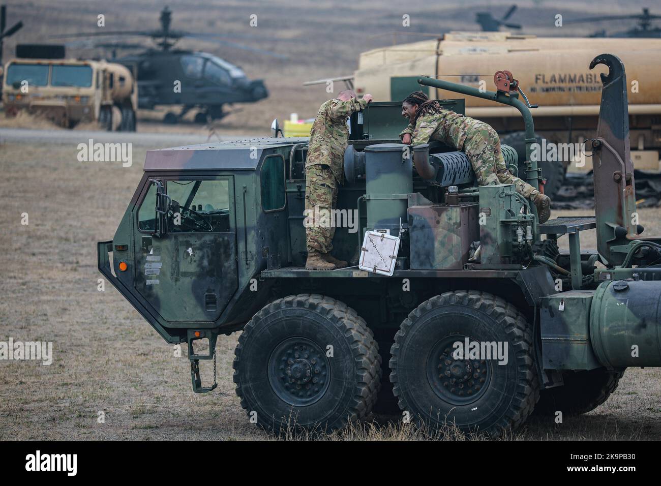 Soldiers assigned to 1-229 Attack Battalion, 16th Combat Aviation ...