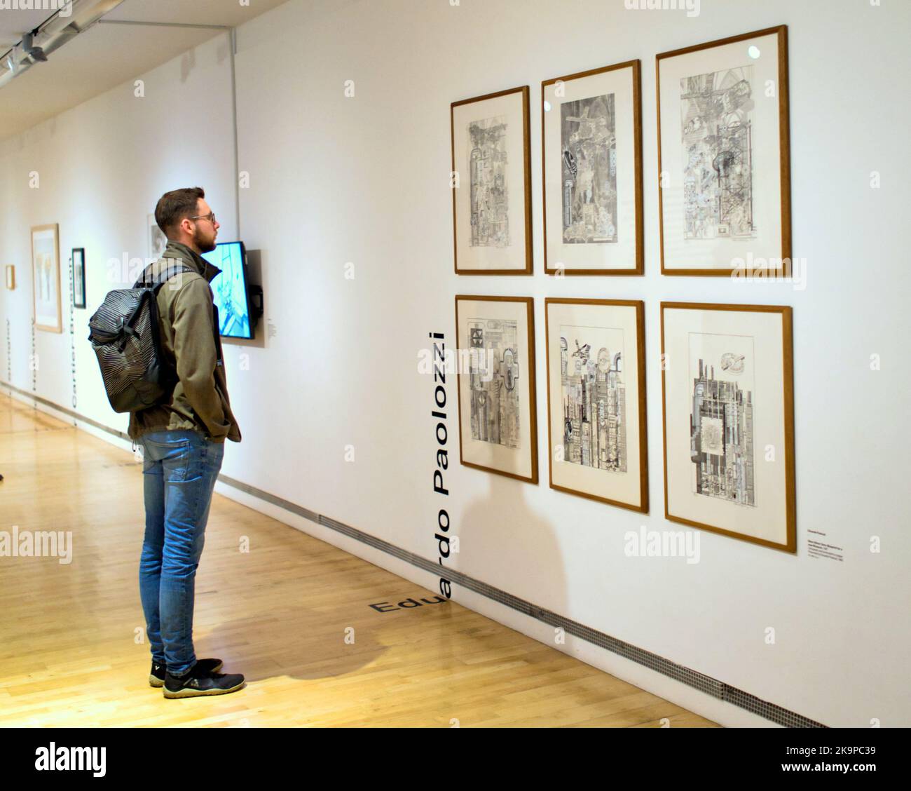 Eduardo paolozzi paintings hi-res stock photography and images - Alamy