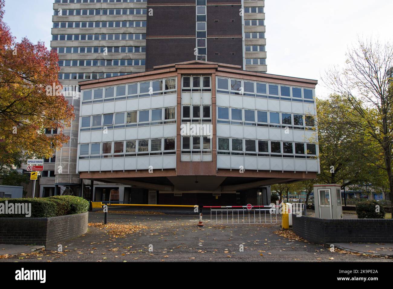 Buildings in apollo street hi-res stock photography and images - Alamy