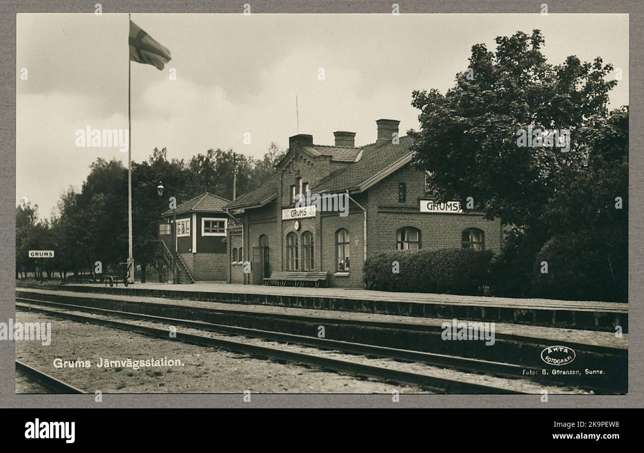 Grum railway station hi-res stock photography and images - Alamy