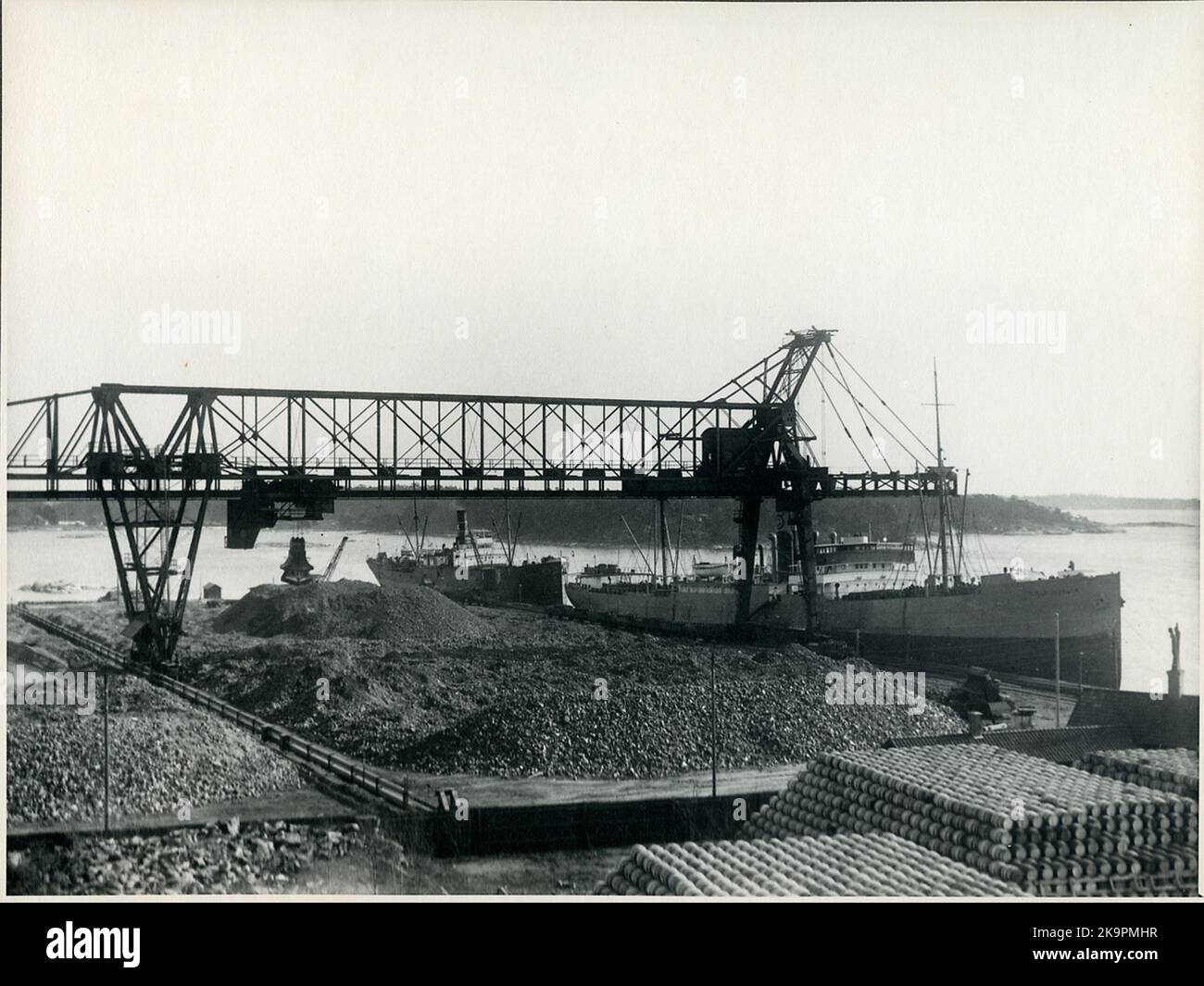 Crane for ore mining Stock Photo - Alamy