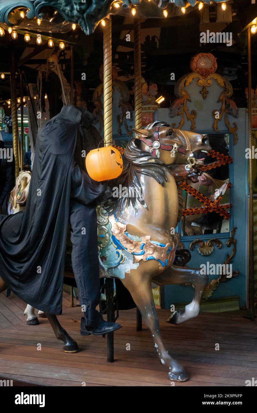 Headless Horseman Halloween Decoration on the Le Carrousel in Bryant Park, NYC, USA 2022 Stock ...
