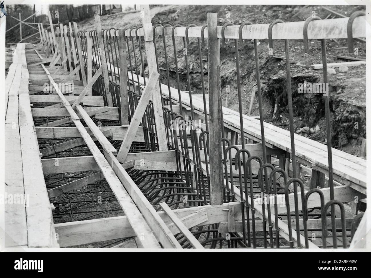 Reinforced walls bank hi-res stock photography and images - Alamy