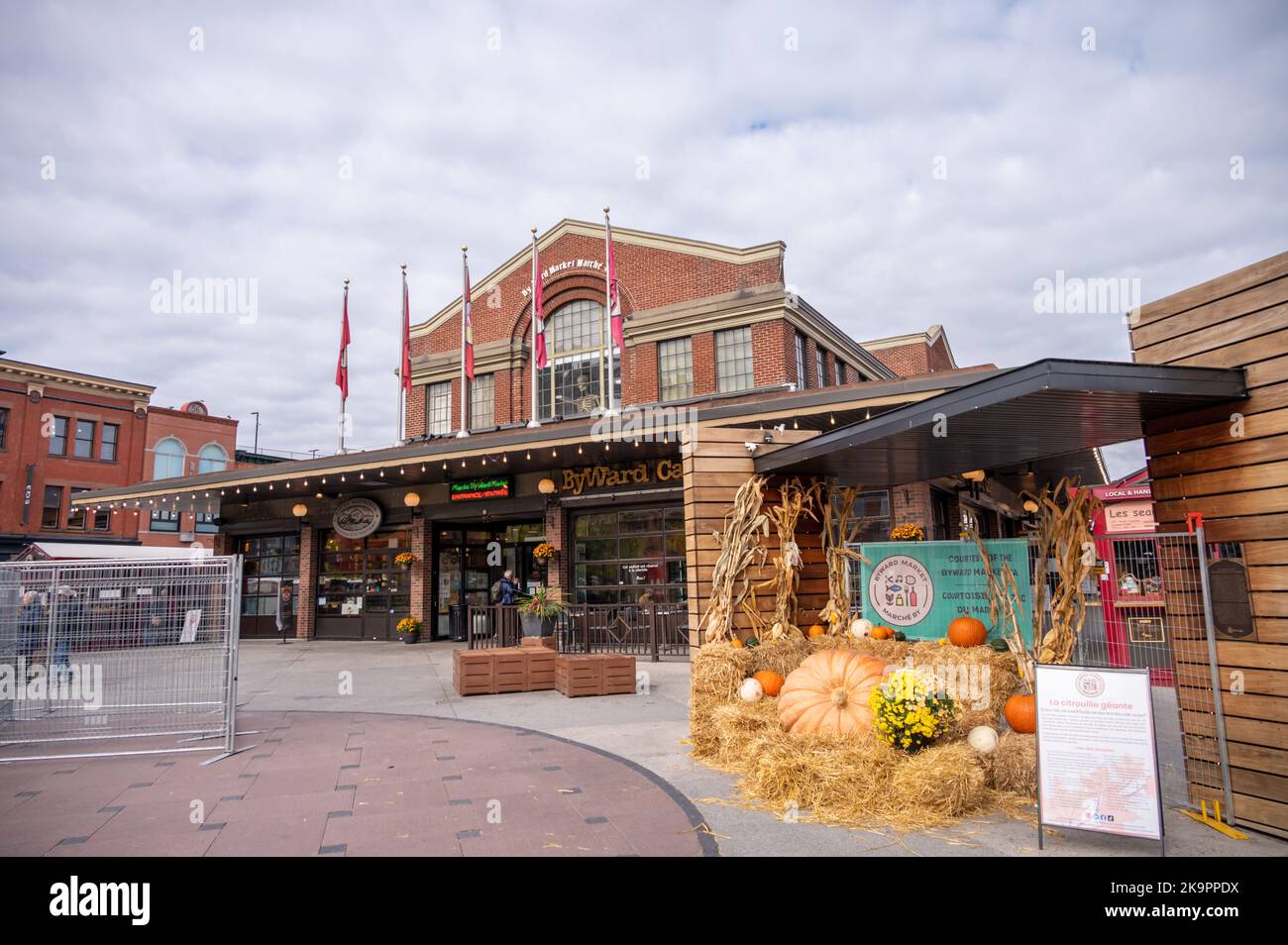 Ottawa, Ontario - October 19, 2022: Beautiful market buildings in ...
