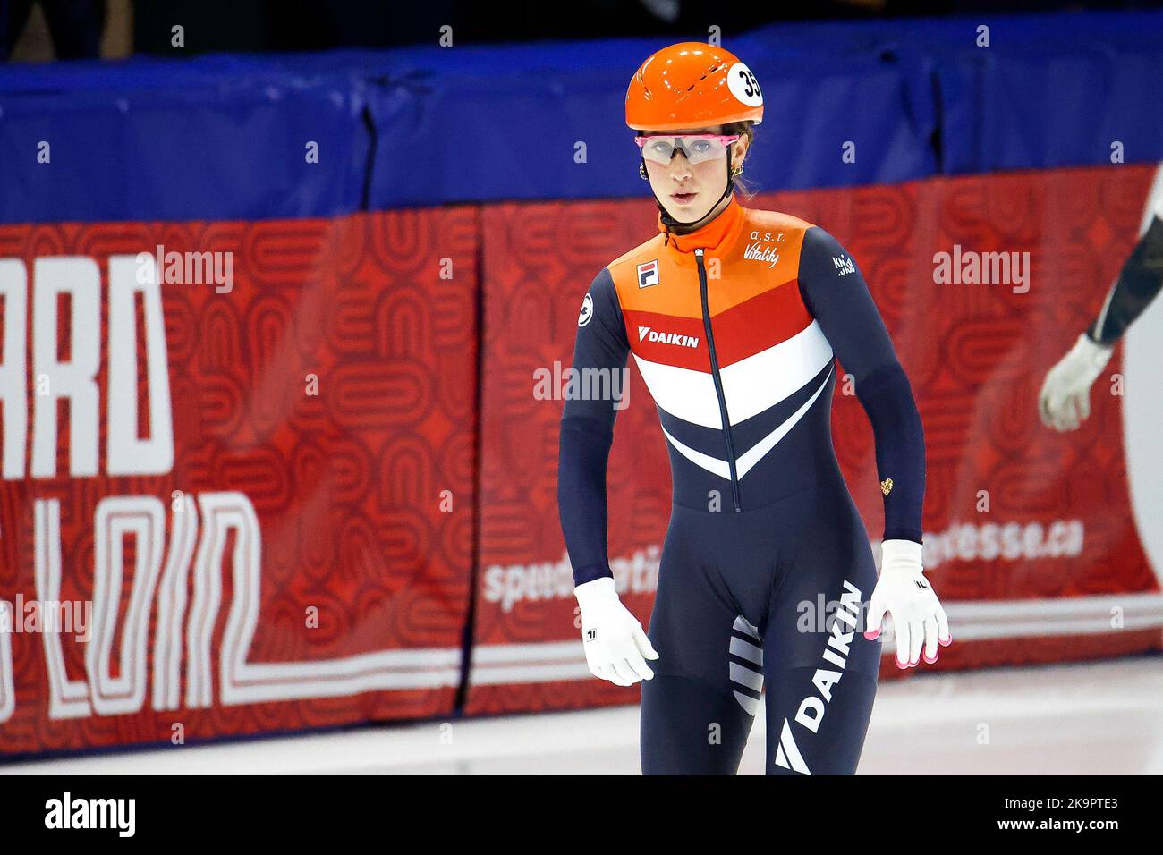 MONTREAL, CANADA - OCTOBER 29: Suzanne Schulting of The Netherlands ...