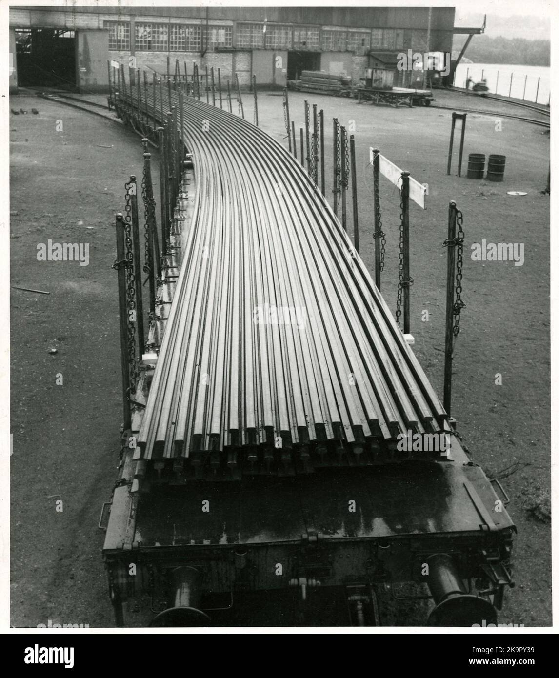 Räler loaded on a carriage before transport Stock Photo - Alamy